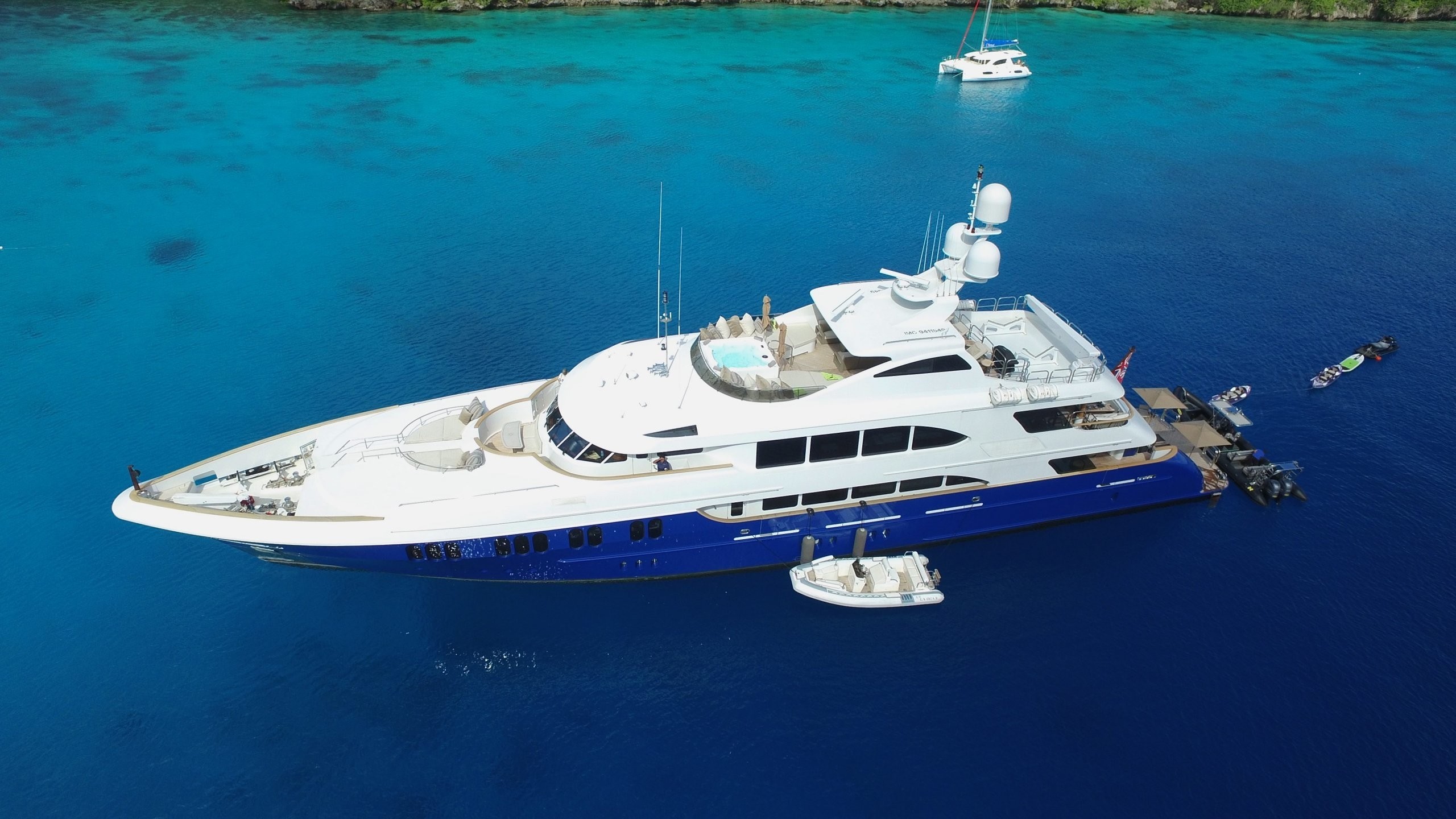 LA DEA II Yacht Charter Details, Trinity Yachts | CHARTERWORLD Luxury ...